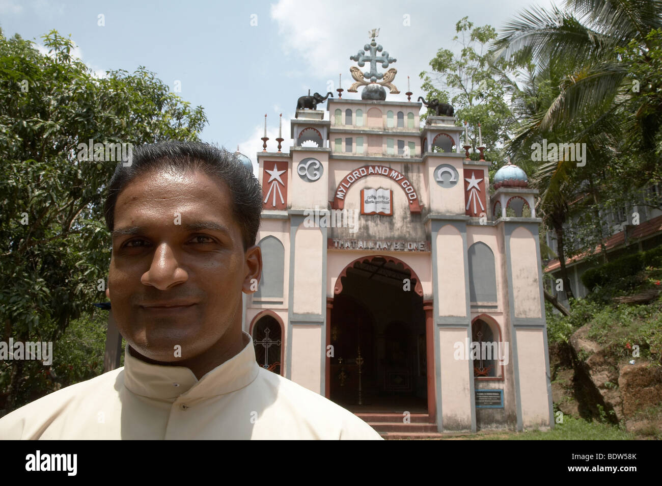 INDIA Father Sebastian Arackal, Syro-Malabar parish priest, at St ...