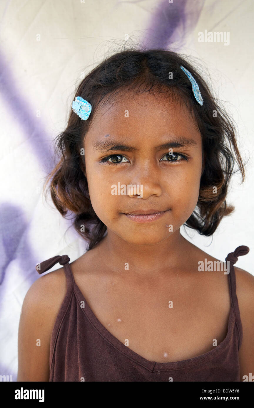 TIMOR LESTE Girl at the camp for internally displaced people (IDPs ...