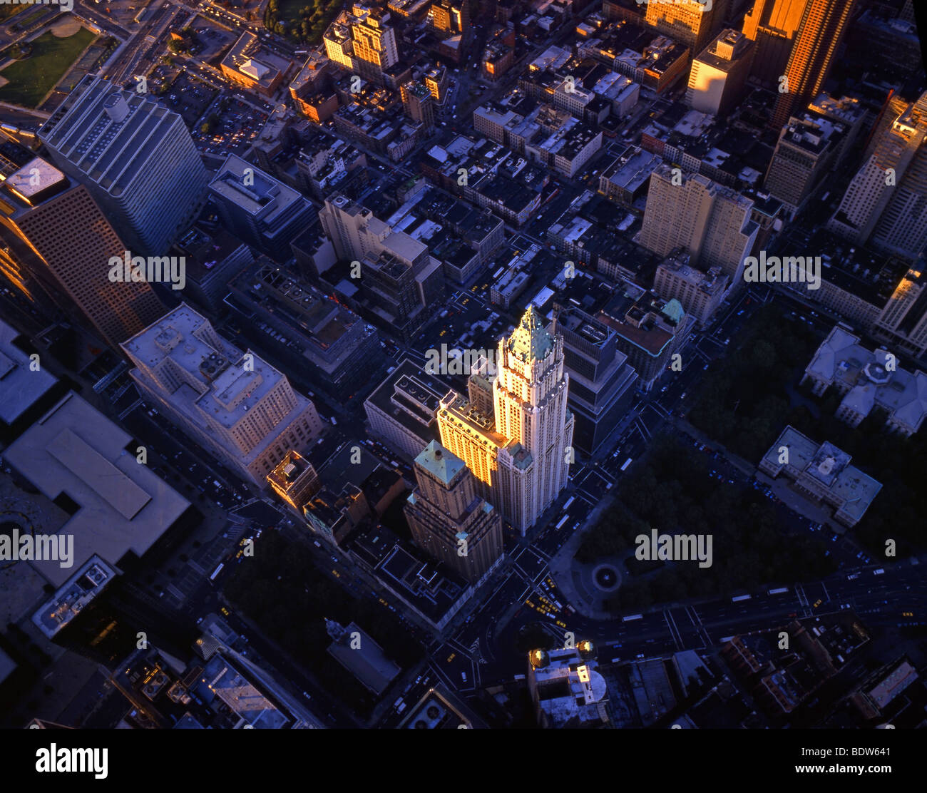 Woolworth building aerial hi-res stock photography and images - Alamy