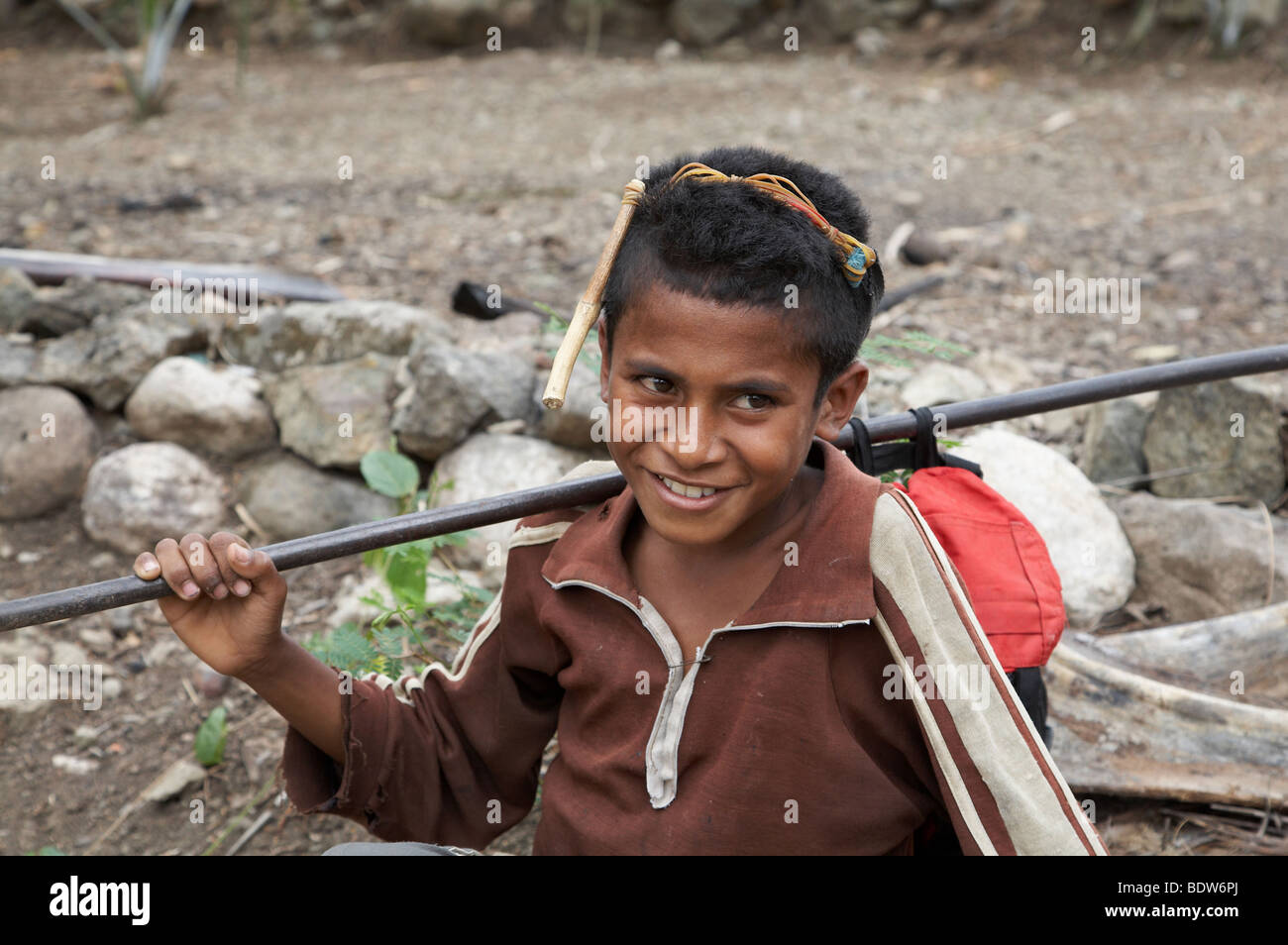 Boy with catapult hi-res stock photography and images - Alamy