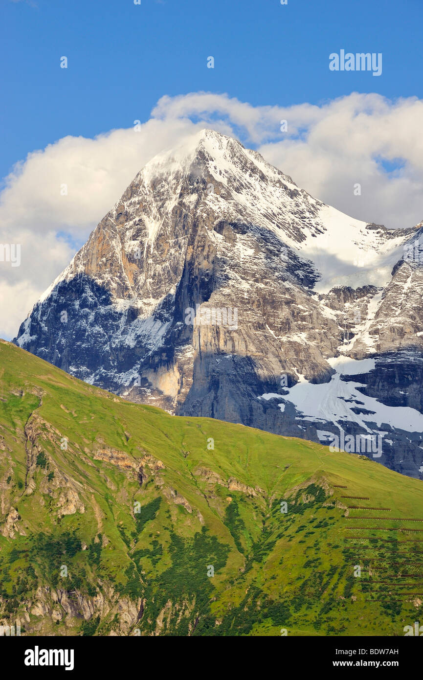 Berg eiger die schweiz alpen hi-res stock photography and images - Alamy