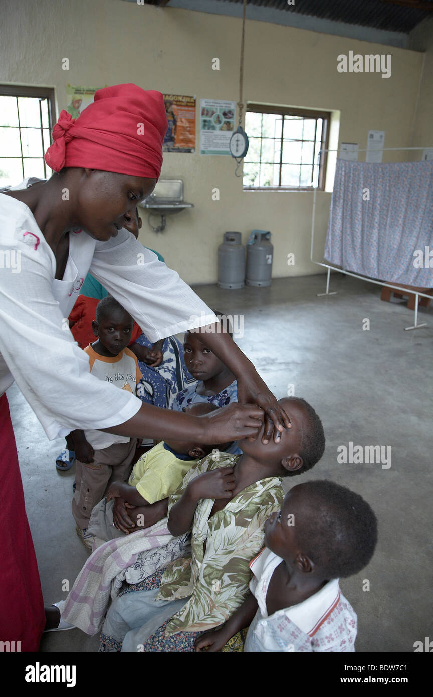 Tanzania hospital child hi-res stock photography and images - Alamy