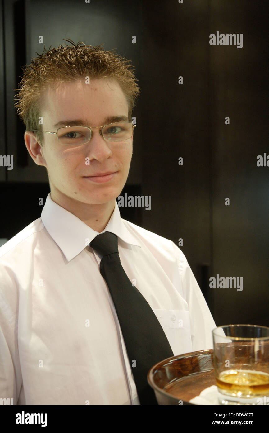 Male waiter hi-res stock photography and images - Alamy