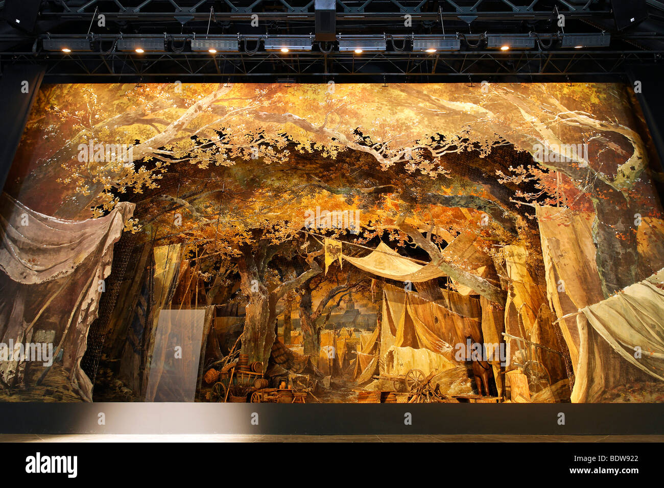 Stage design hi-res stock photography and images - Alamy