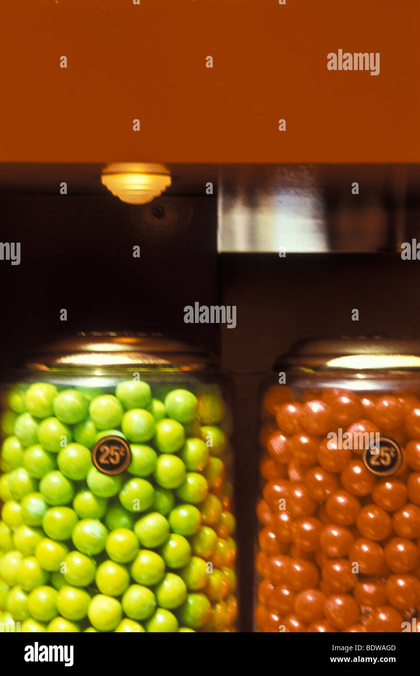 Bubble gum gumballs gumball machine hi-res stock photography and images ...