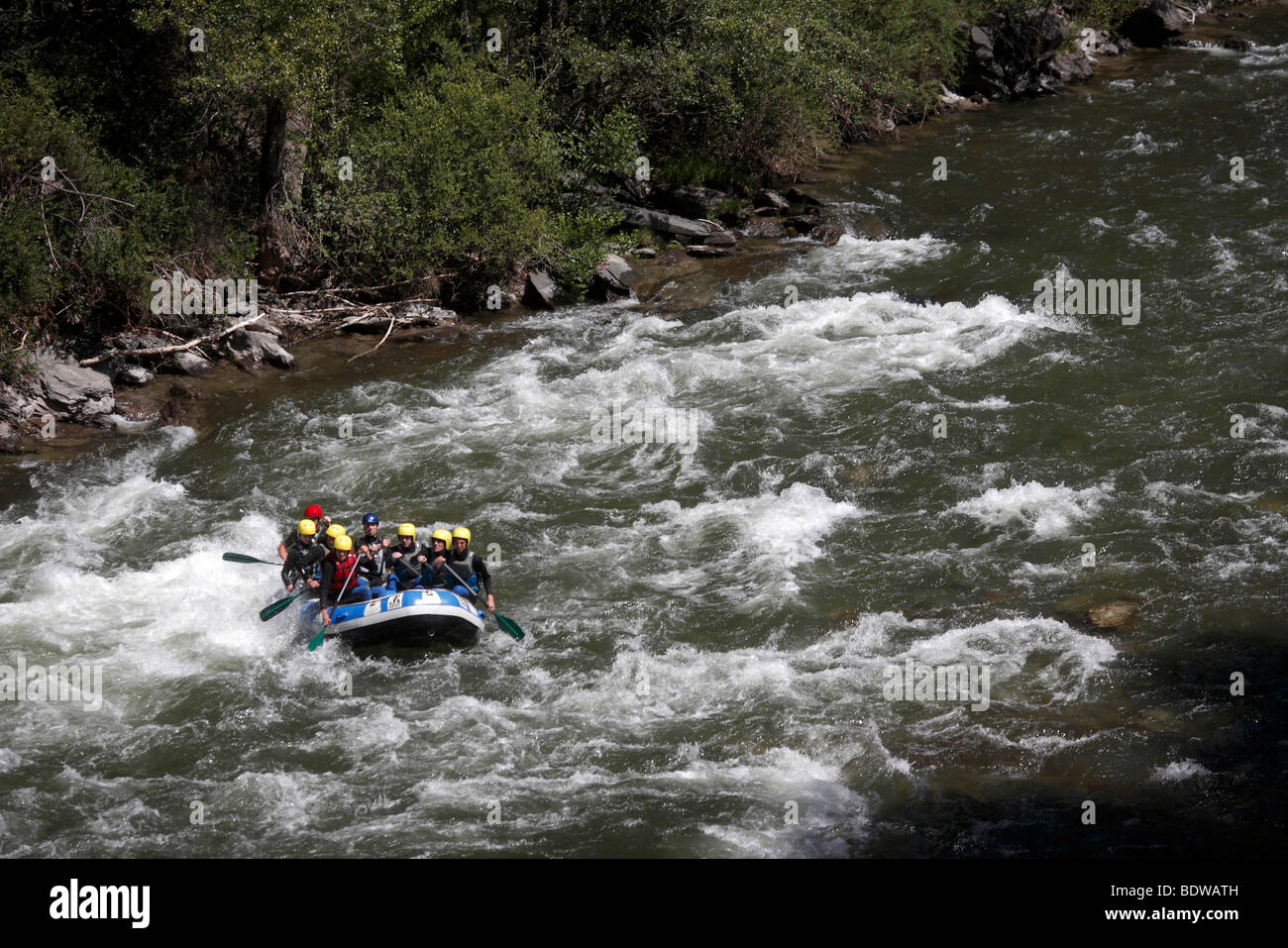 Whitewater rafting on the noguera river hi-res stock photography and ...
