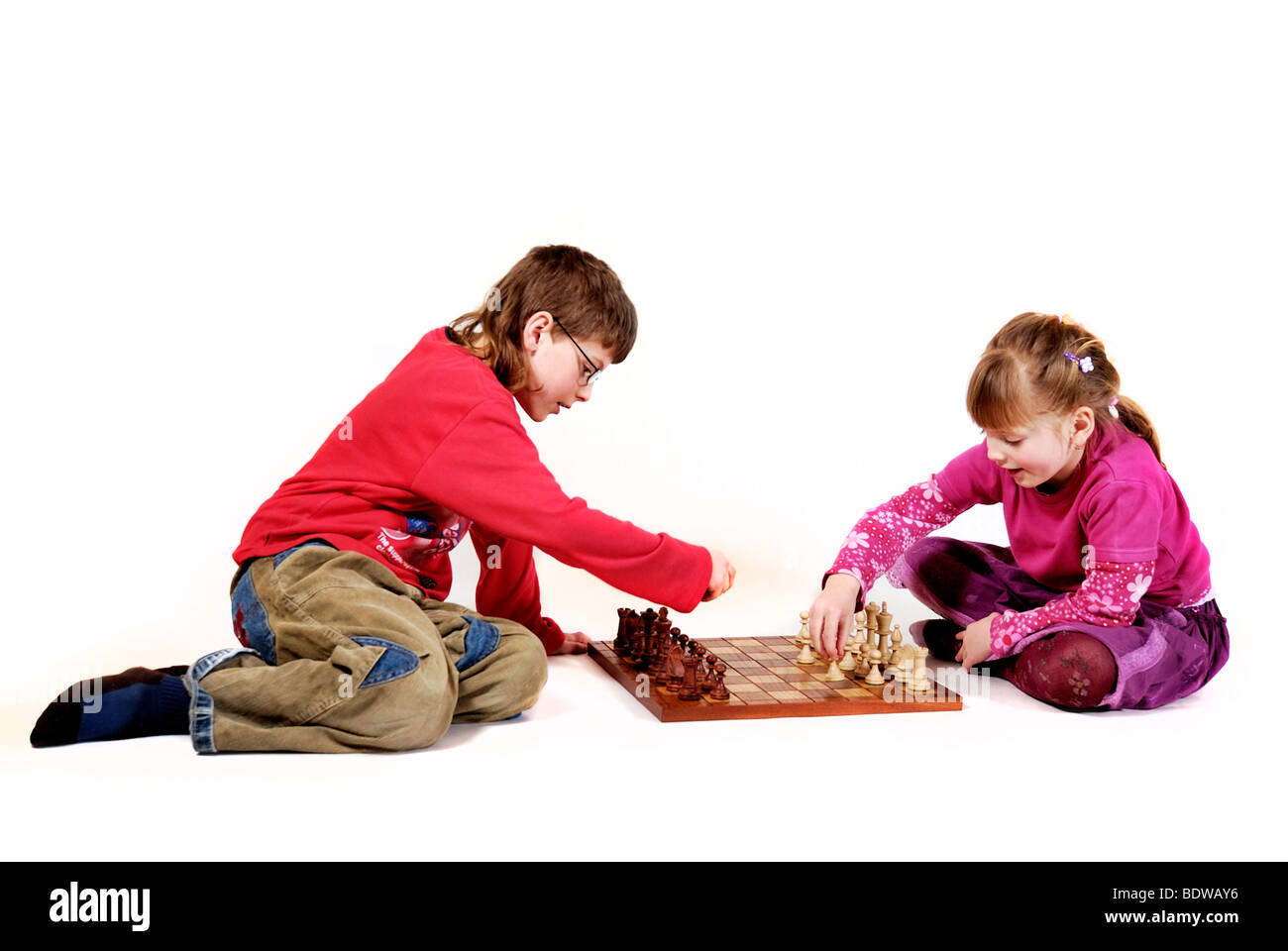 Children play chess Stock Photo - Alamy