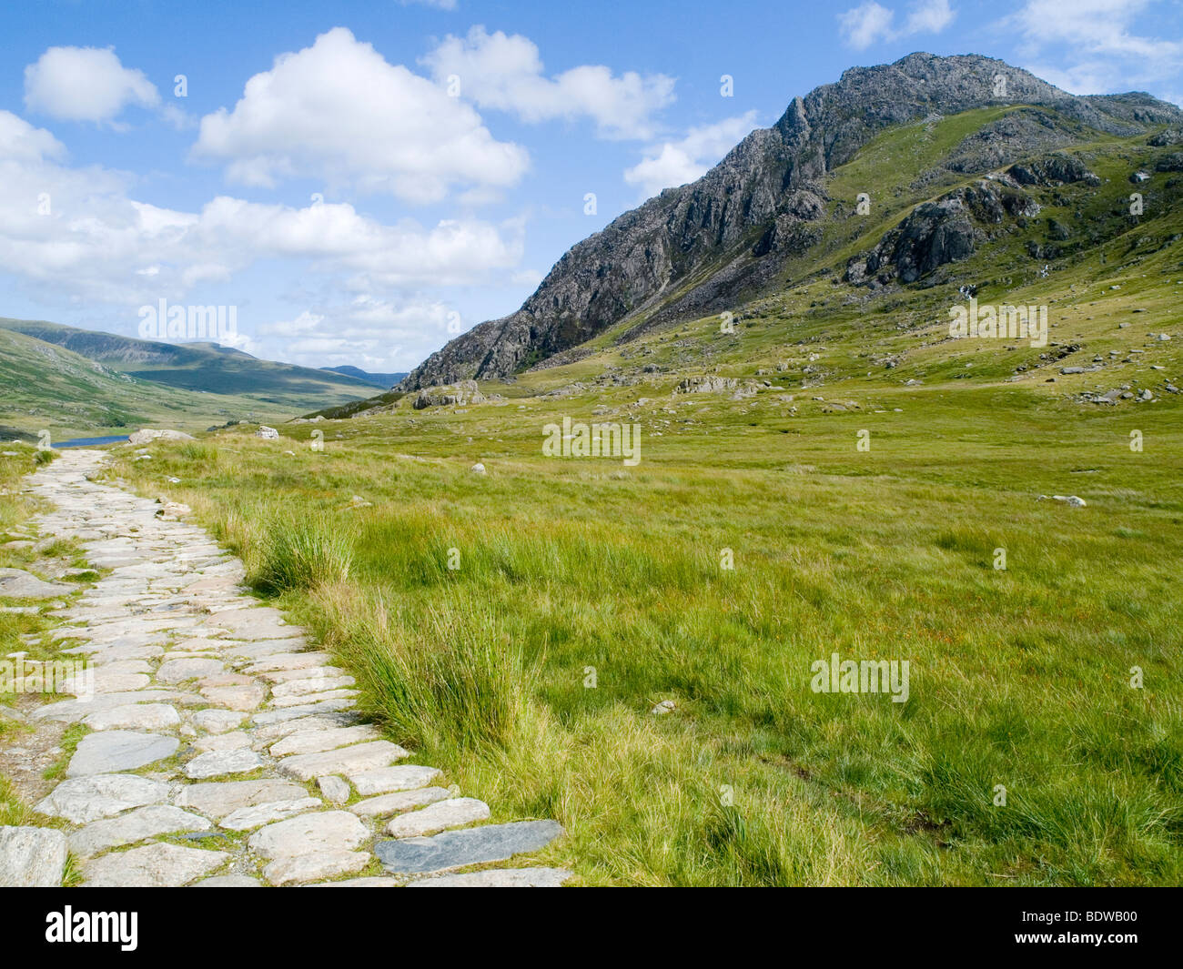 A footpath leading up to Tryfan in Snowdonia, Wales UK Stock Photo - Alamy