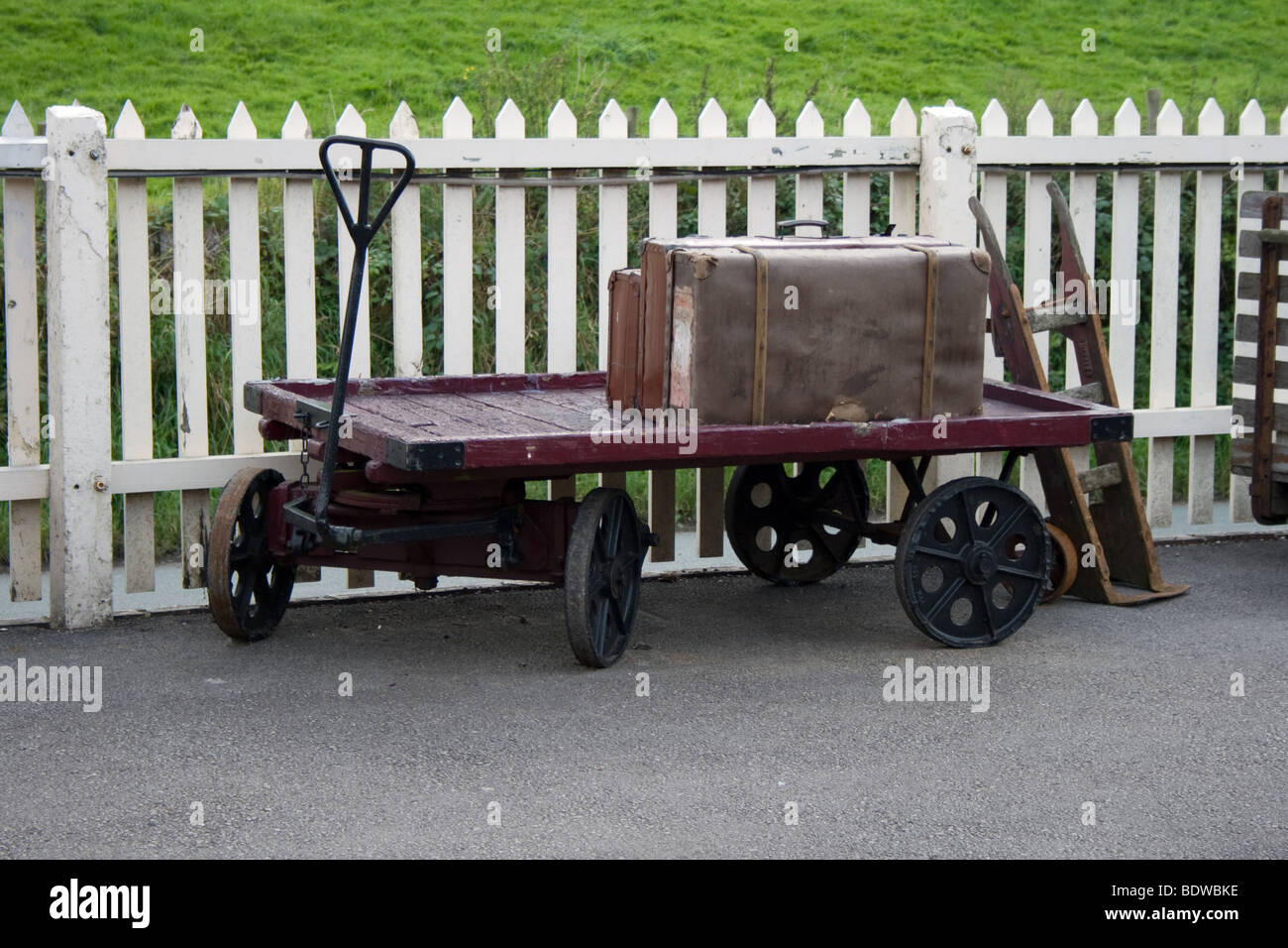 An old LMS hand cart with vintage luggage at Cheddleton Station Stock ...