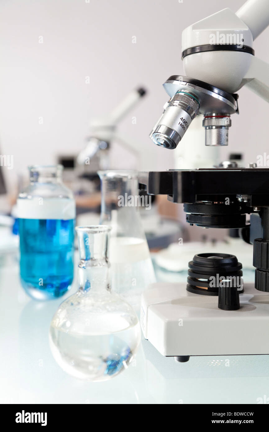 Microscope equipment hi-res stock photography and images - Alamy