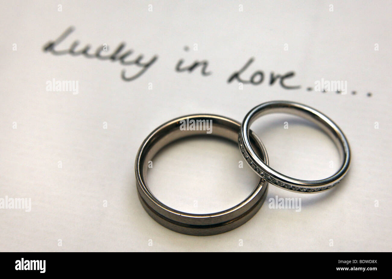 Wedding rings hi-res stock photography and images - Alamy