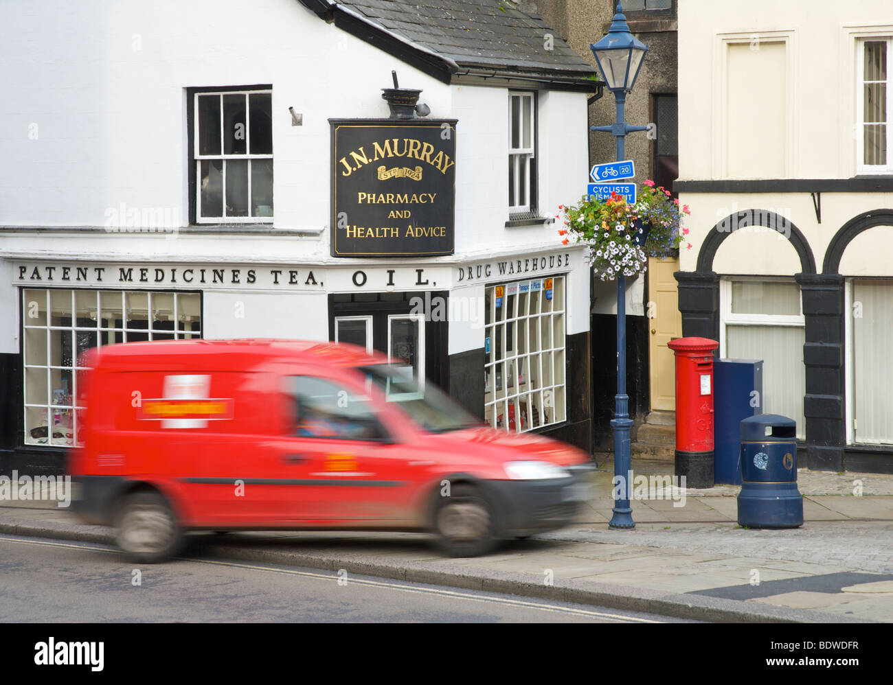 Empty van hi-res stock photography and images - Alamy