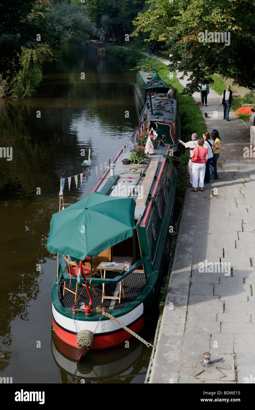 Boats on the Leeds Liverpool Canal, Saltaire, West Yorkshire Stock ...