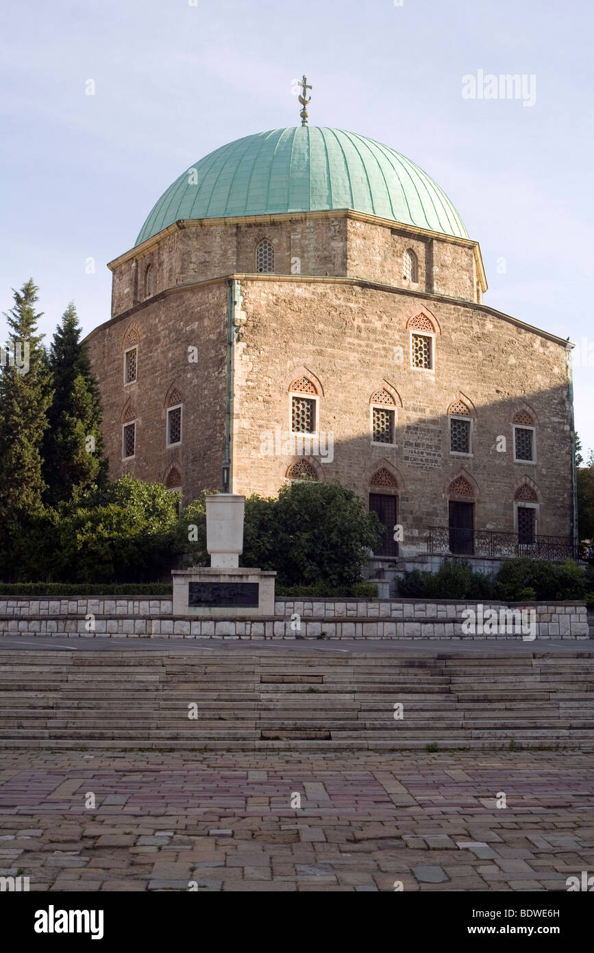 Gazi Kassim Pasha Mosque High Resolution Stock Photography and Images ...