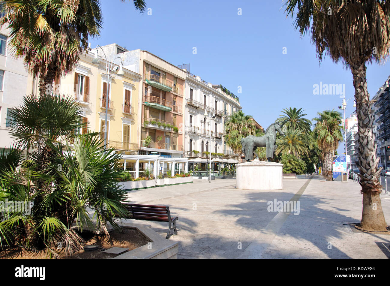 Corso Vittorio Emanuele II, Bari, Bari Province, Puglia Region, Italy ...