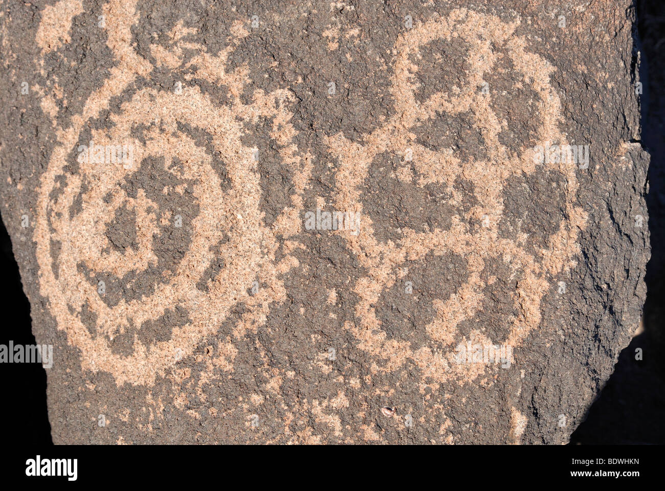 Native Americam engravings, petroglyphs, at least 1000 years old ...