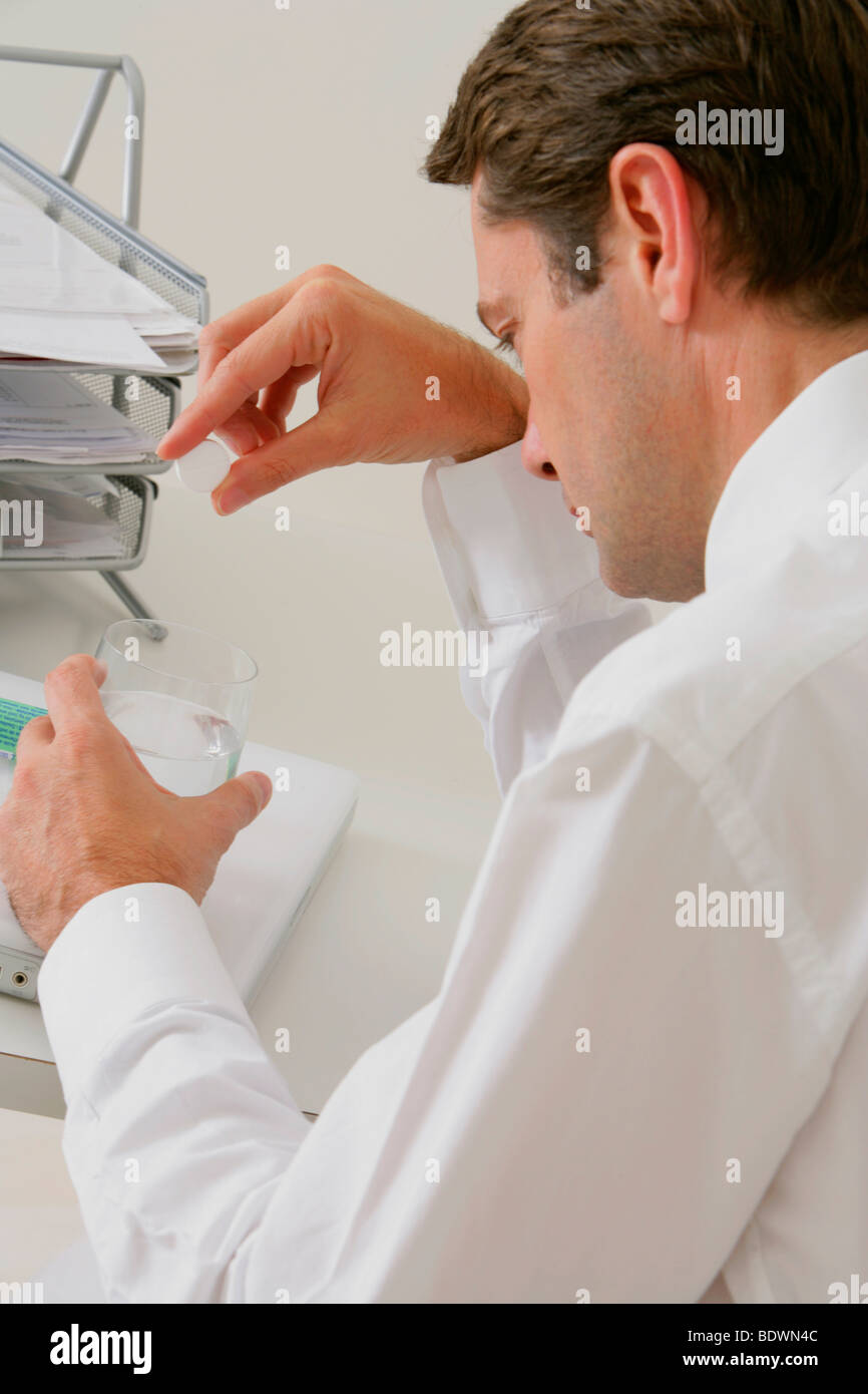 PAIN TREATMENT, MAN Stock Photo - Alamy