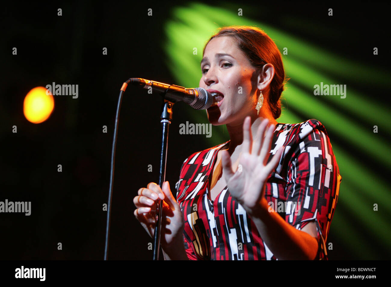 China forbes singer hi-res stock photography and images - Alamy