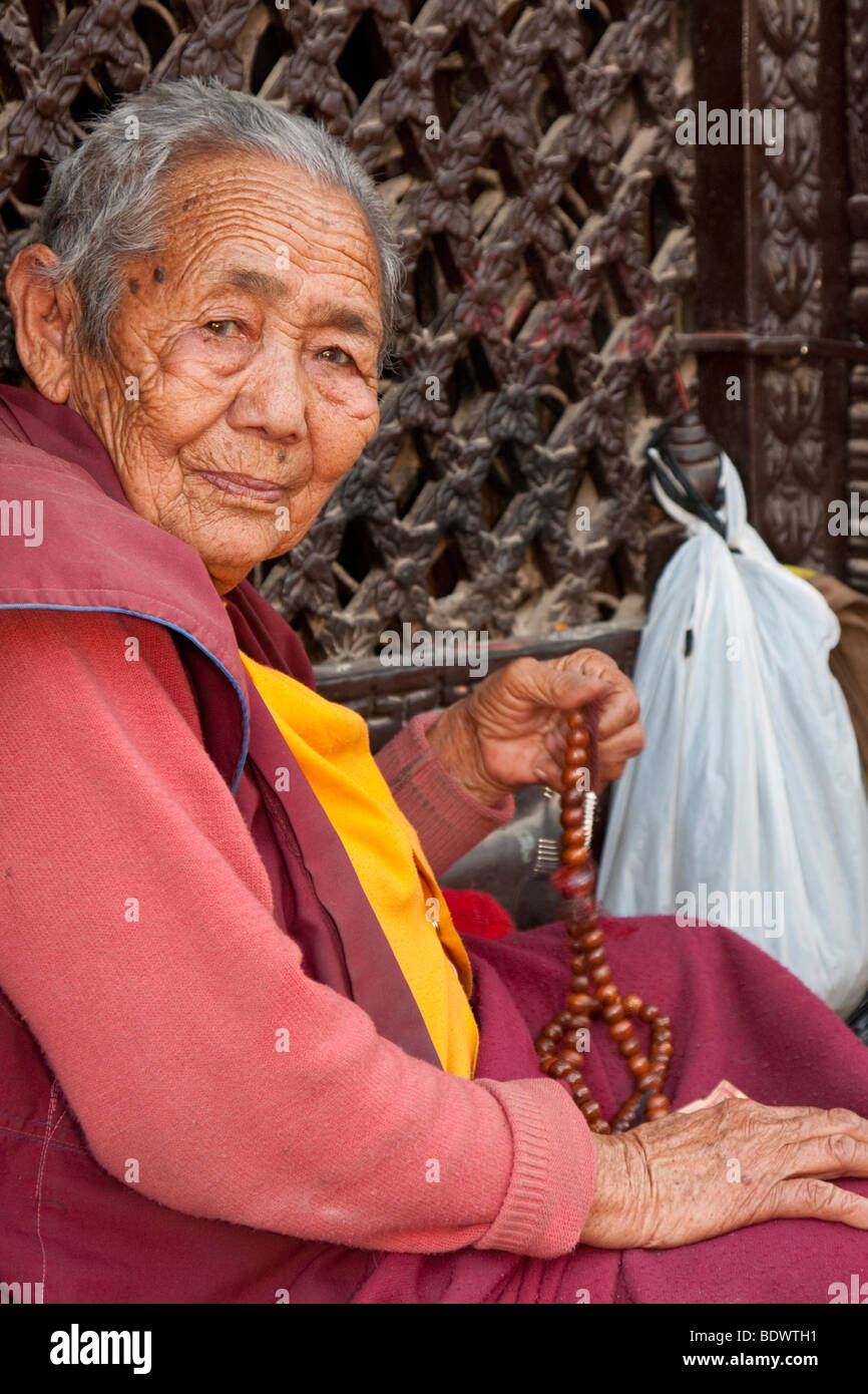 Old nepali buddhist man hi-res stock photography and images - Alamy