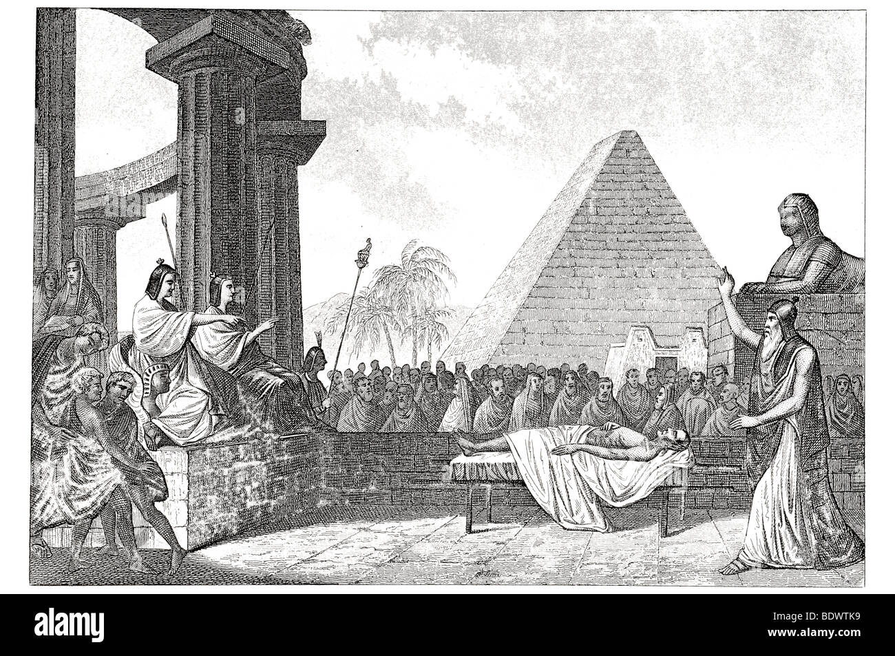 court of the dead egypt pyramid Stock Photo - Alamy