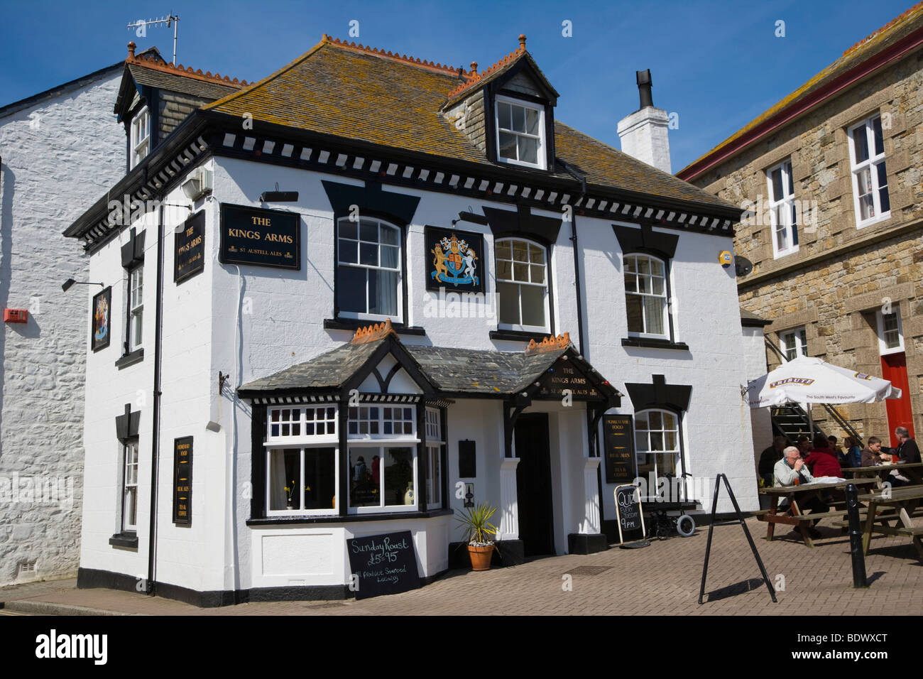 The kings arms cornwall hi-res stock photography and images - Alamy