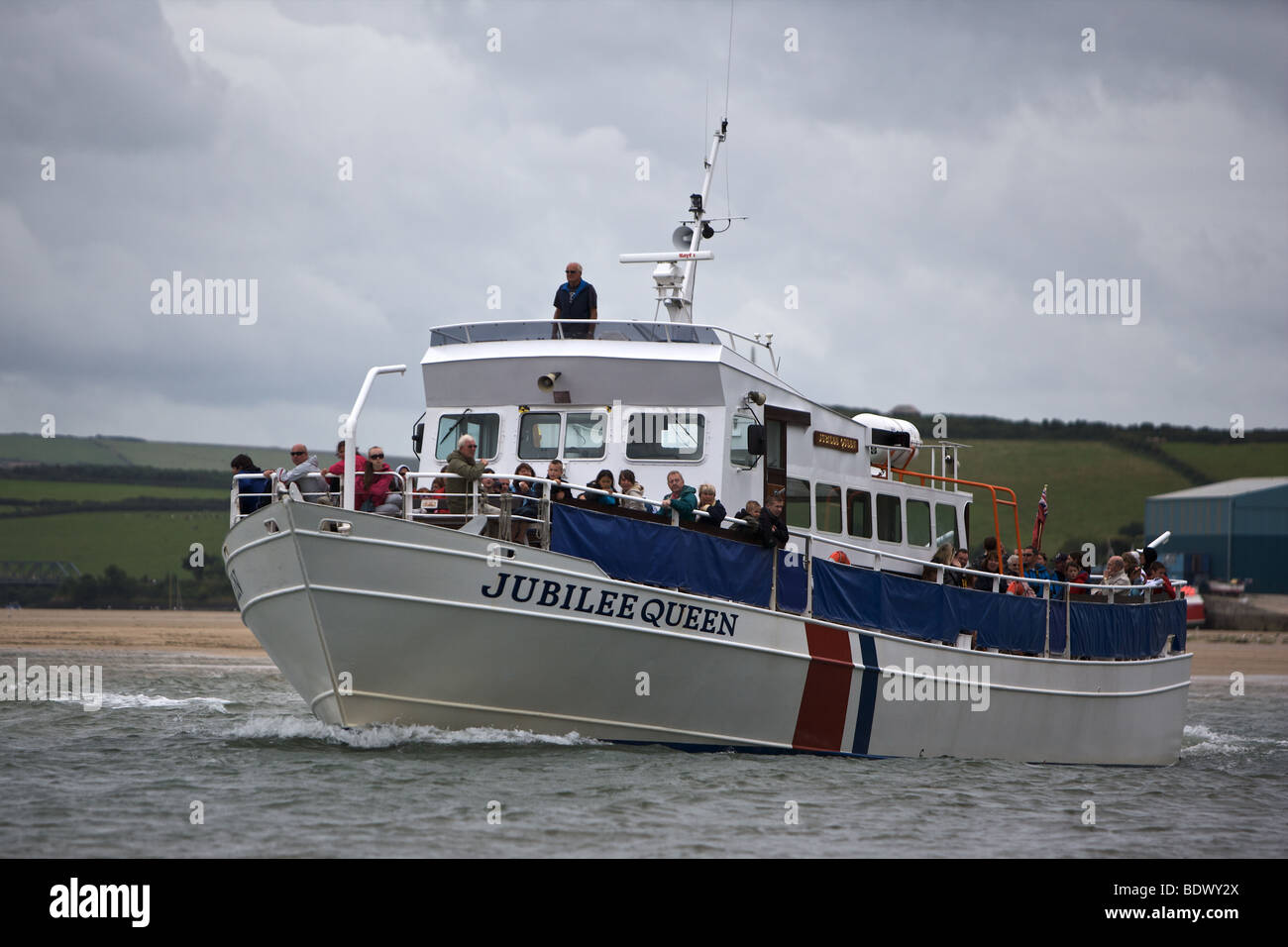 Jubilee queen pleasure boat hi-res stock photography and images - Alamy