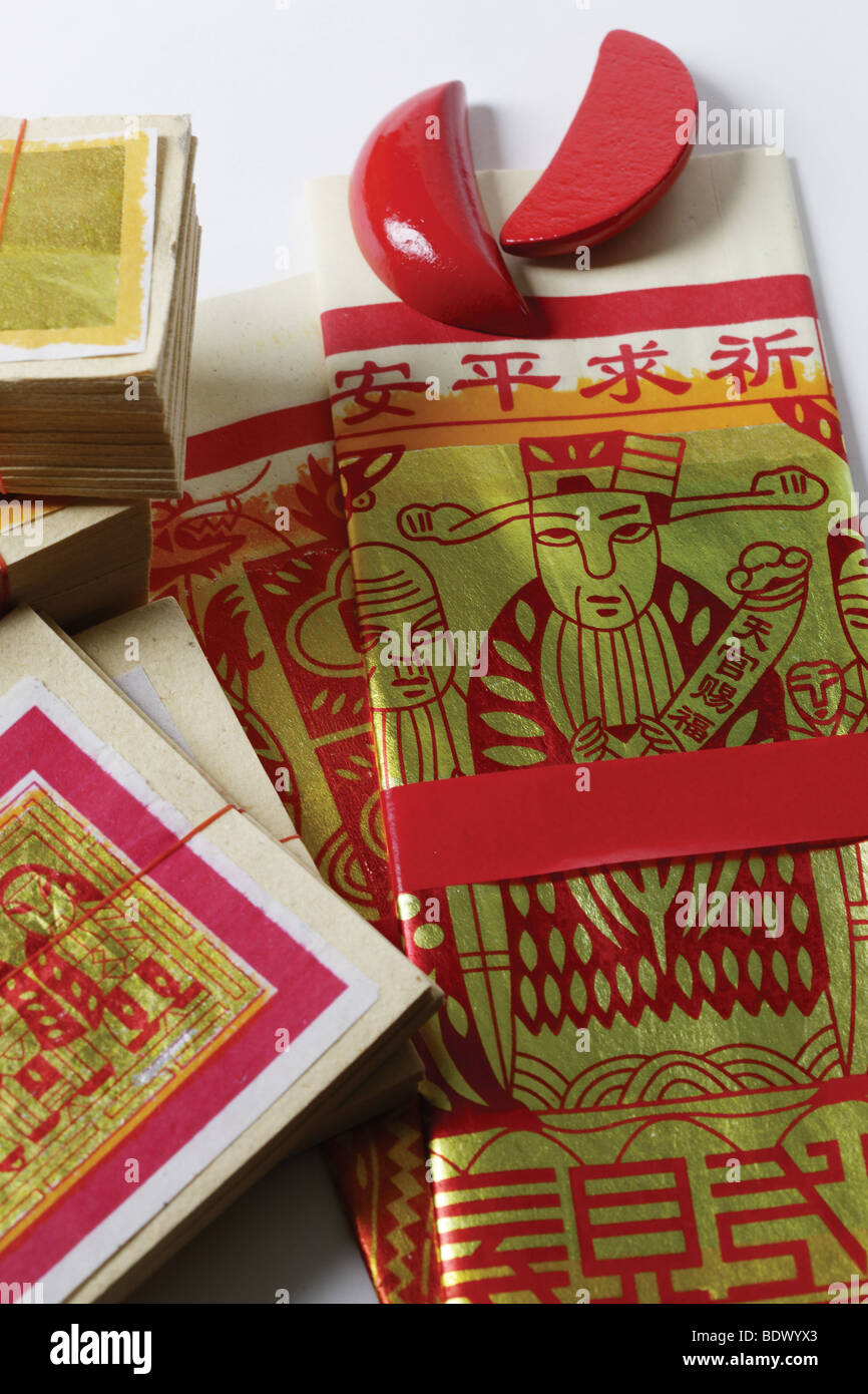 Chinese religious tradition hi-res stock photography and images - Alamy