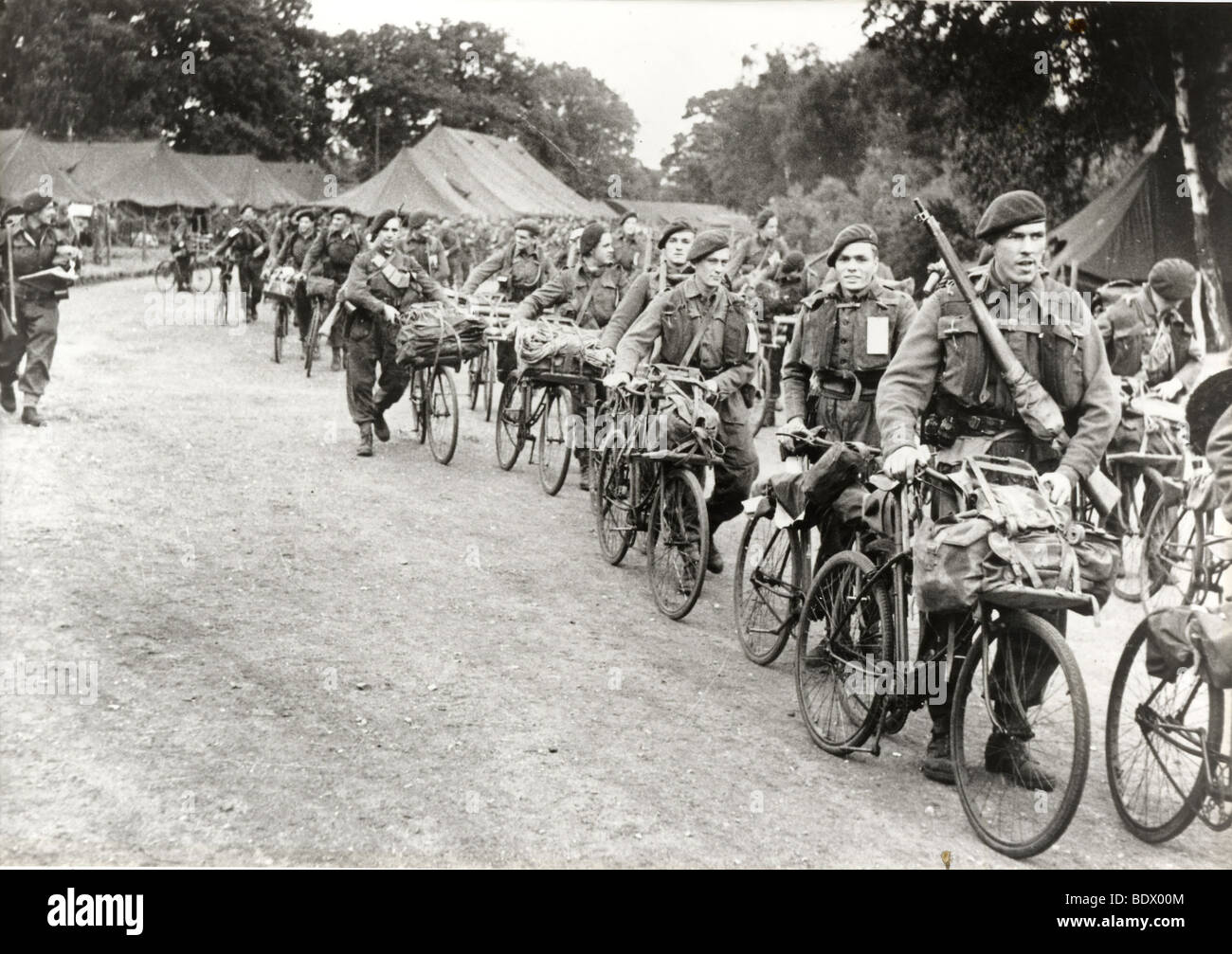 BRITISH COMMANDOS at their UK base before D-Day 6 June 1944. The ...