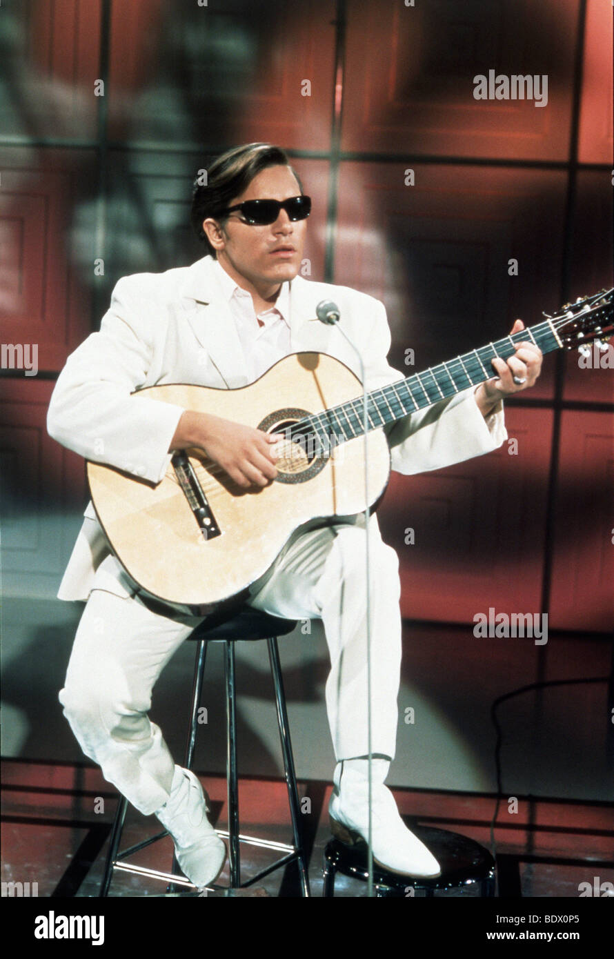 JOSE FELICIANO Puerto Rican singer in 1969 Stock Photo - Alamy