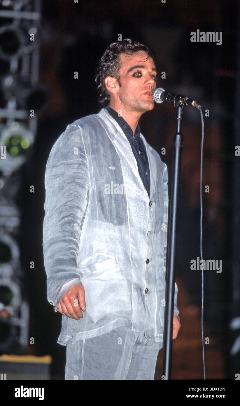 Rem band hi-res stock photography and images - Alamy