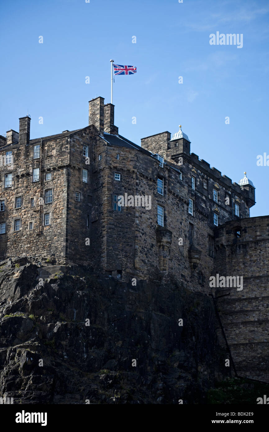 Edinburgh castle scotland not snow hi-res stock photography and images ...