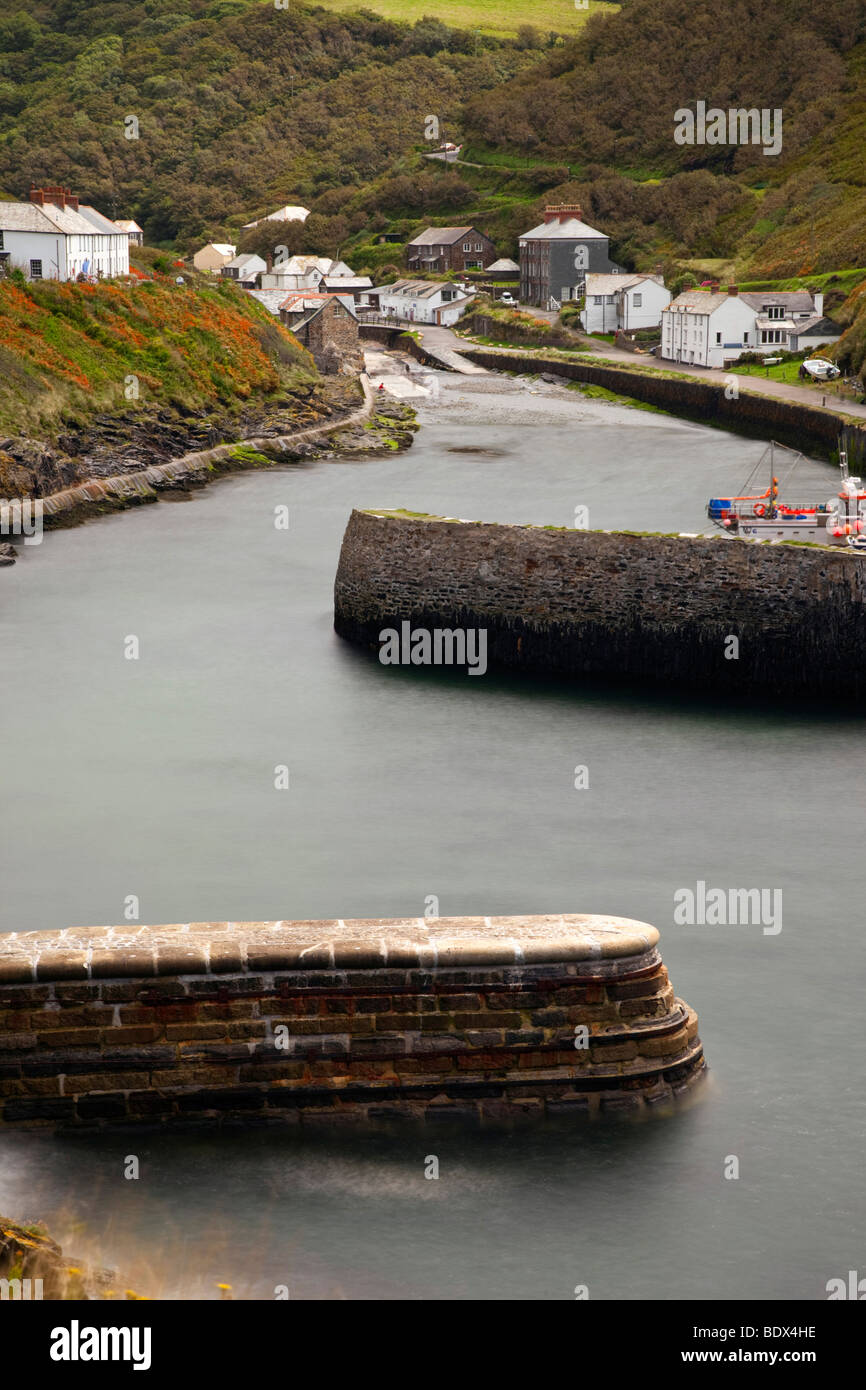 Boscastle valley hi-res stock photography and images - Alamy