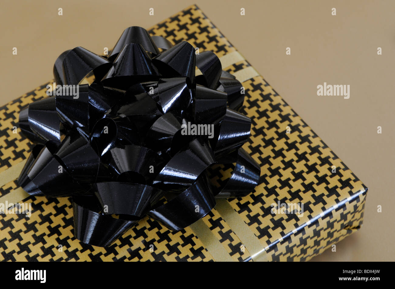 Honor gift hi-res stock photography and images - Alamy