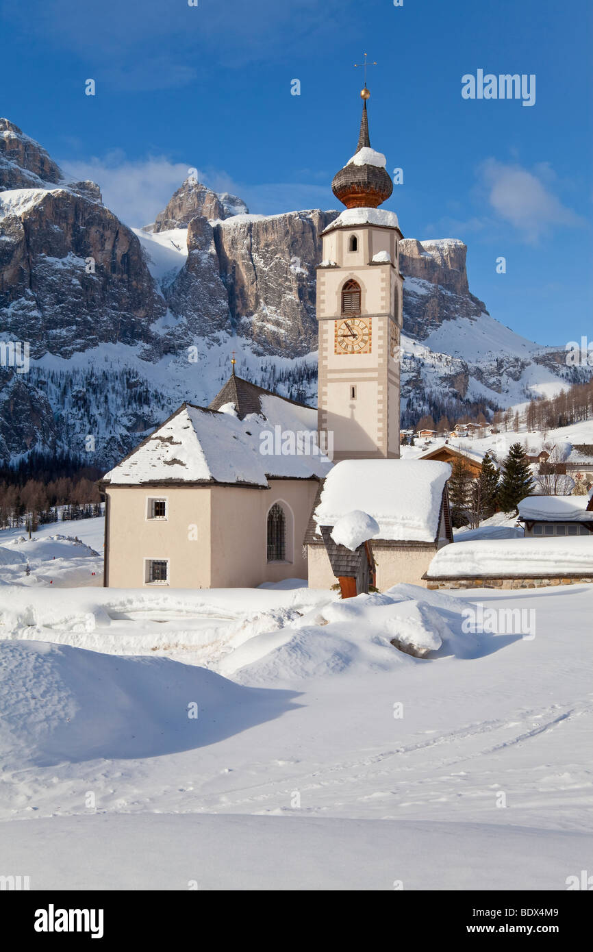 Church in Colfosco in Badia, Sella Massif mountain range, Dolomites ...