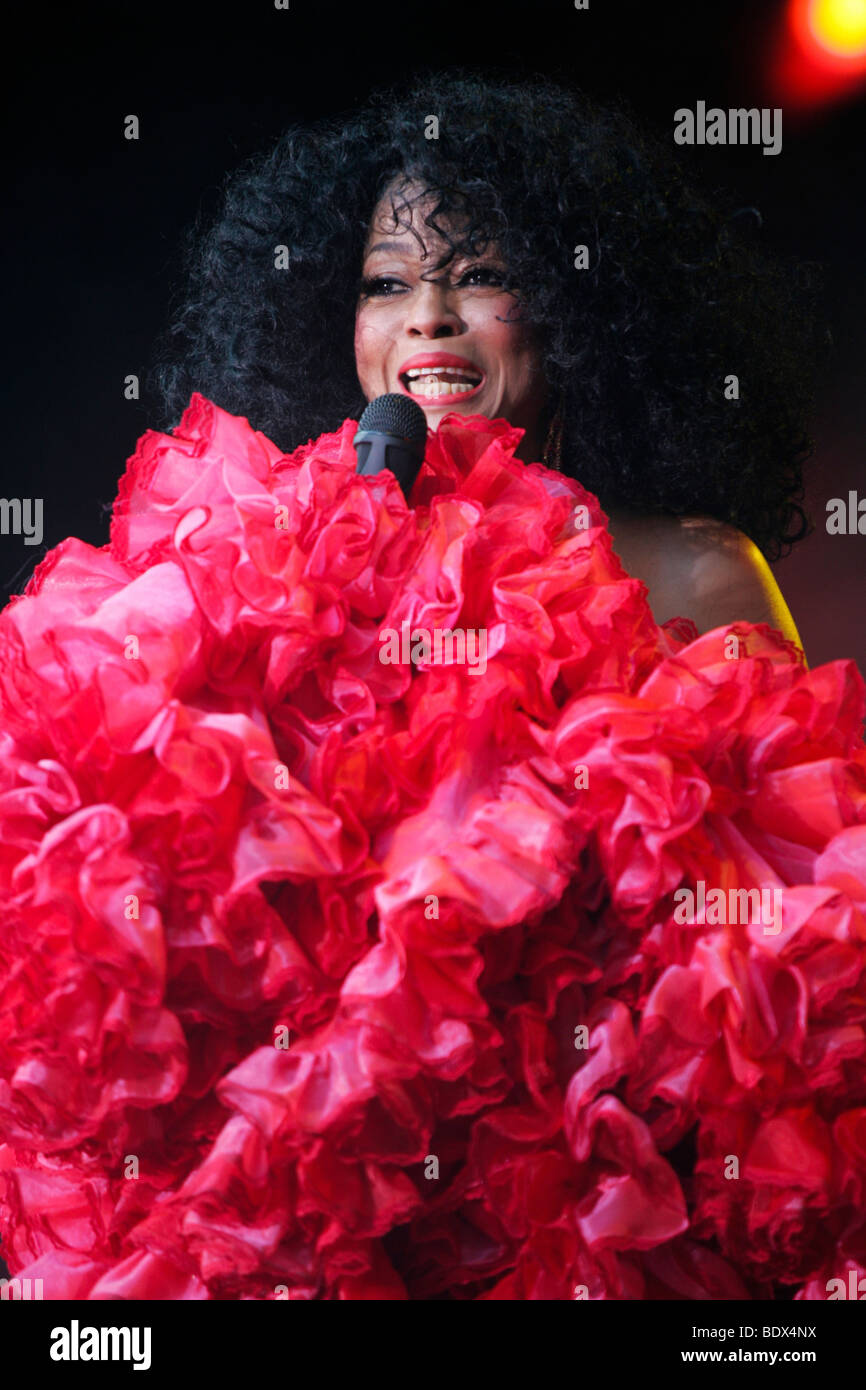 Singer diana ross hi-res stock photography and images - Alamy