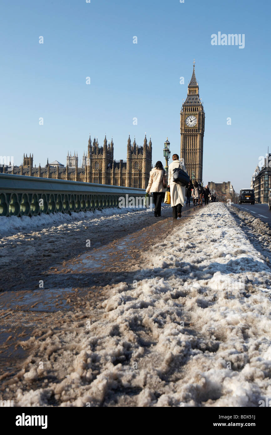 White sludge hi-res stock photography and images - Alamy