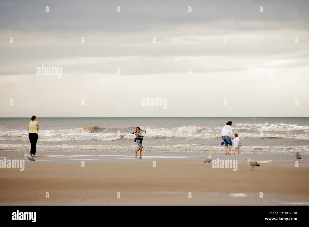 Dull weather beach hi-res stock photography and images - Alamy
