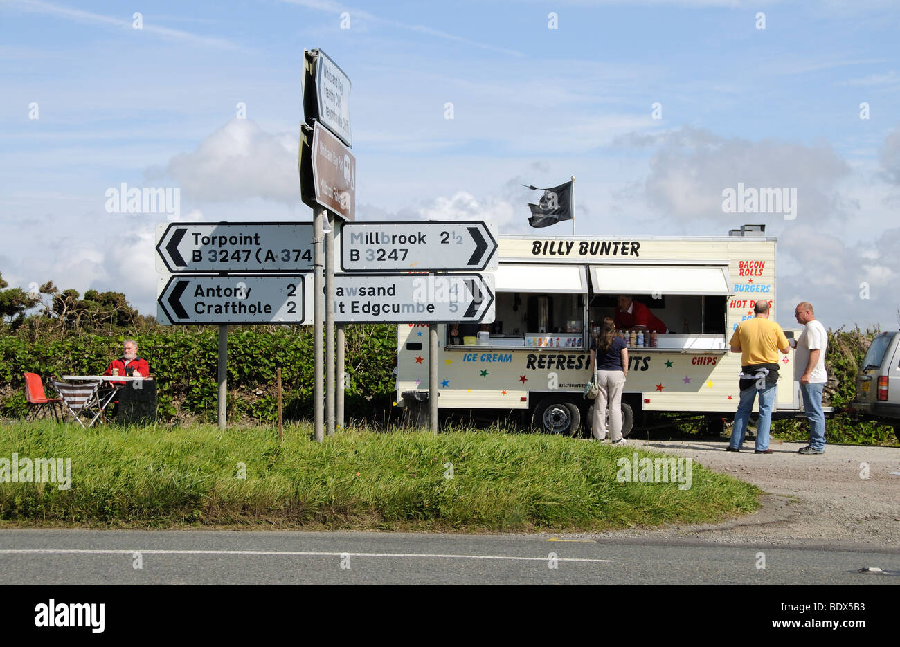 Roadside cafe serving food and drinks from a layby in Cornwall England ...
