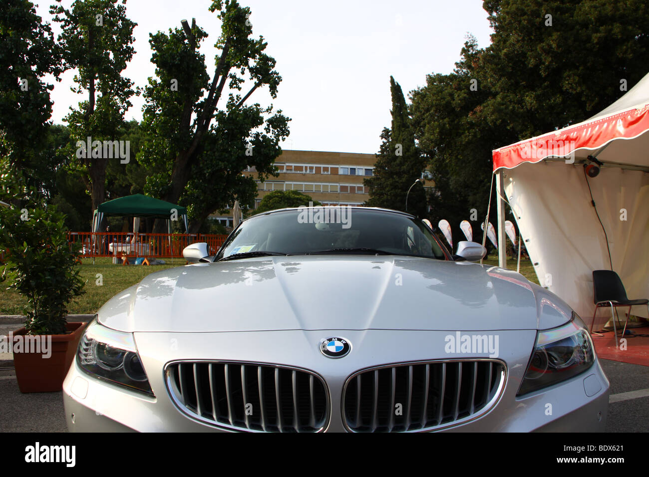 Front of a silver BMW Z4 Stock Photo - Alamy
