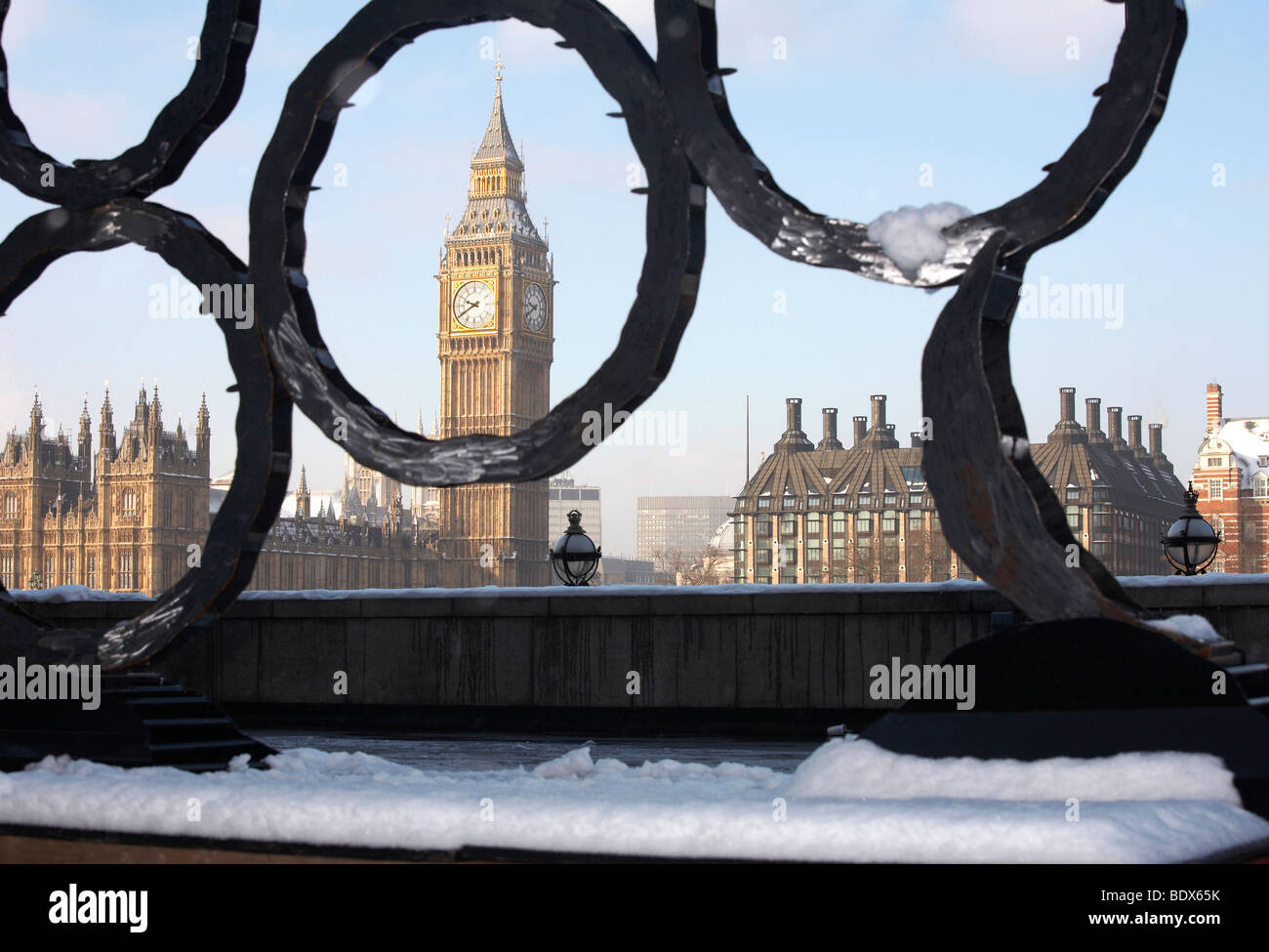 LONDON: BIG BEN IN THE SNOW Stock Photo - Alamy