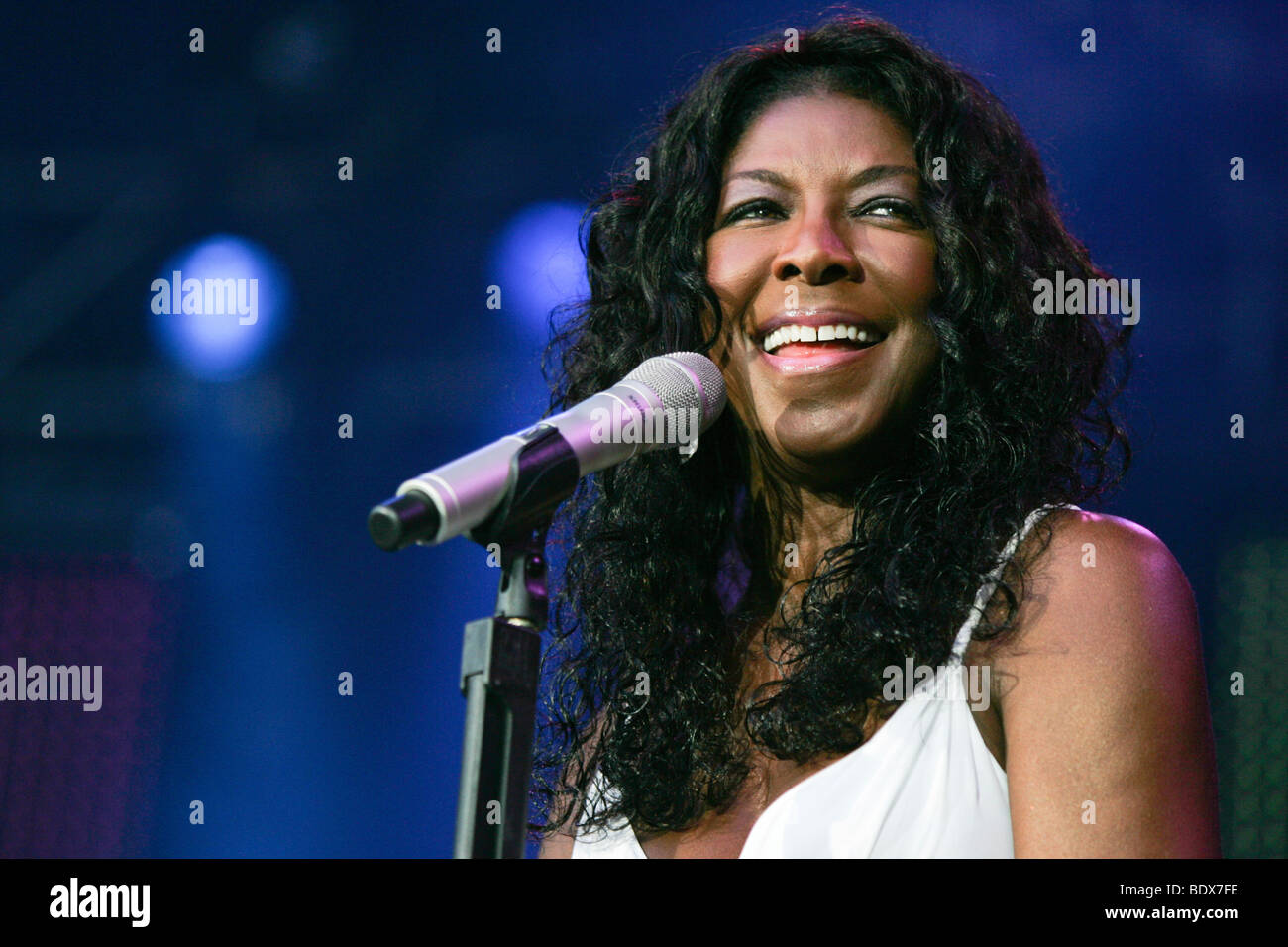 U.S. singer Natalie Cole performing live at Live at Sunset in the ...