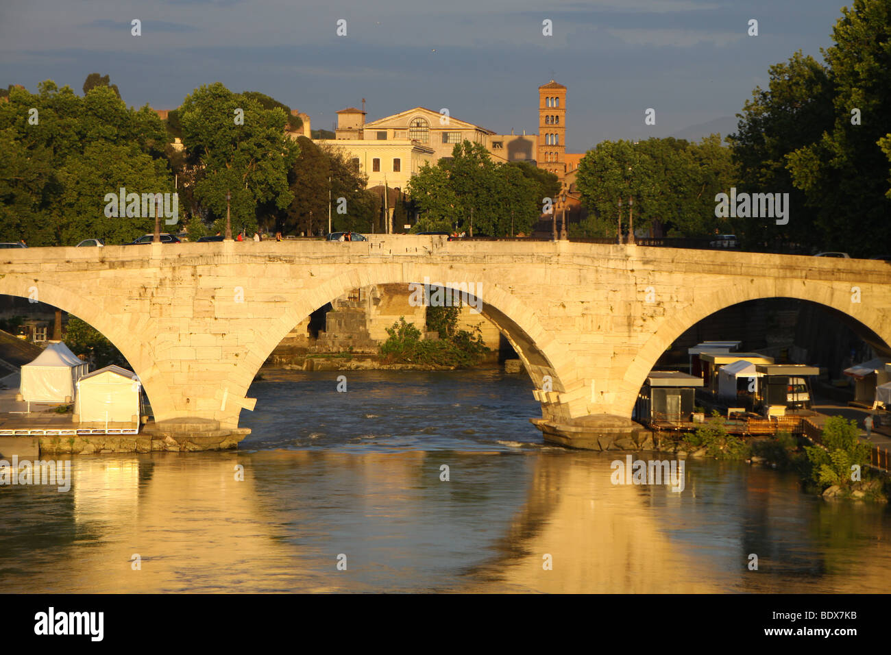 Ponte cestio bridge hi-res stock photography and images - Alamy
