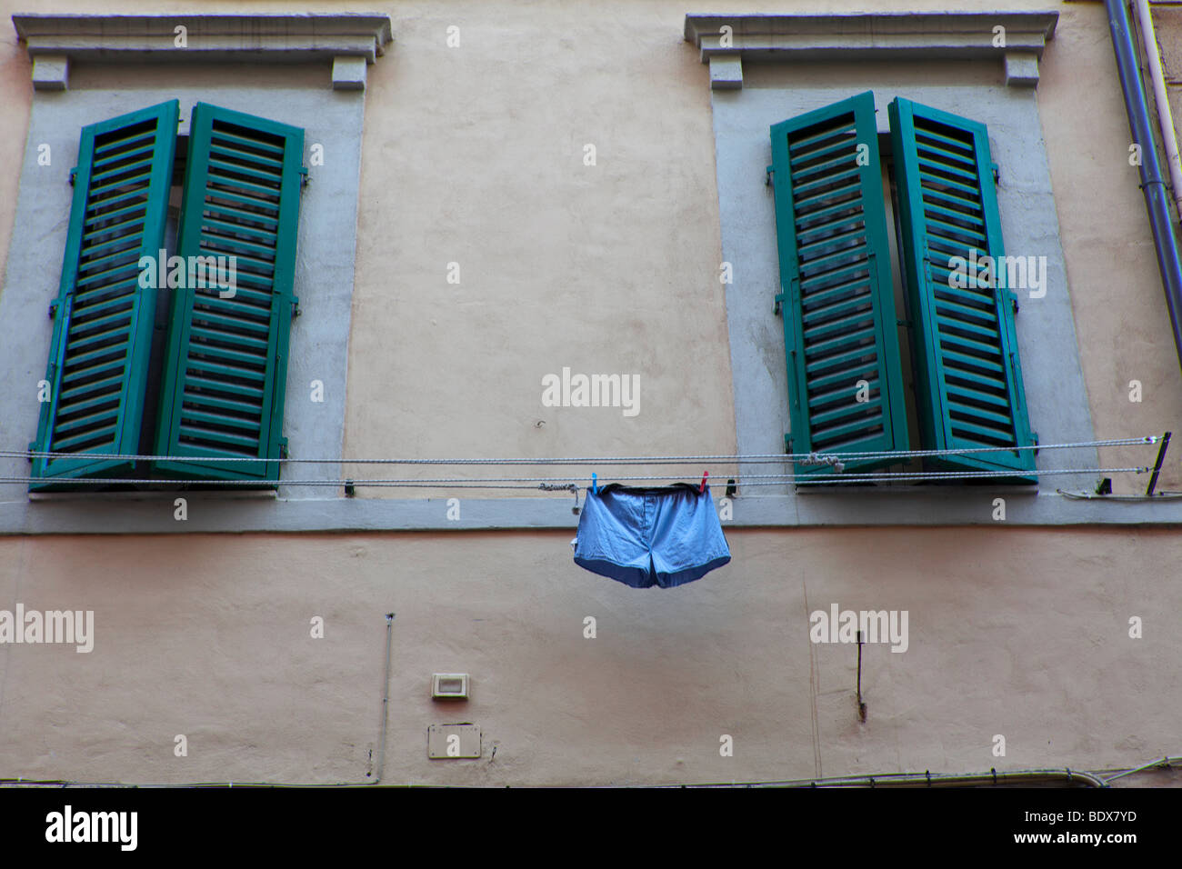 Traditional old front house in the Mediterranean Europe (Italian ...