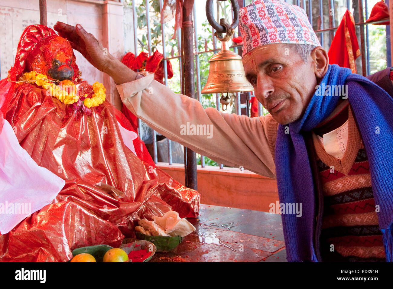 Hanuman temple statue monkey god hi-res stock photography and images ...