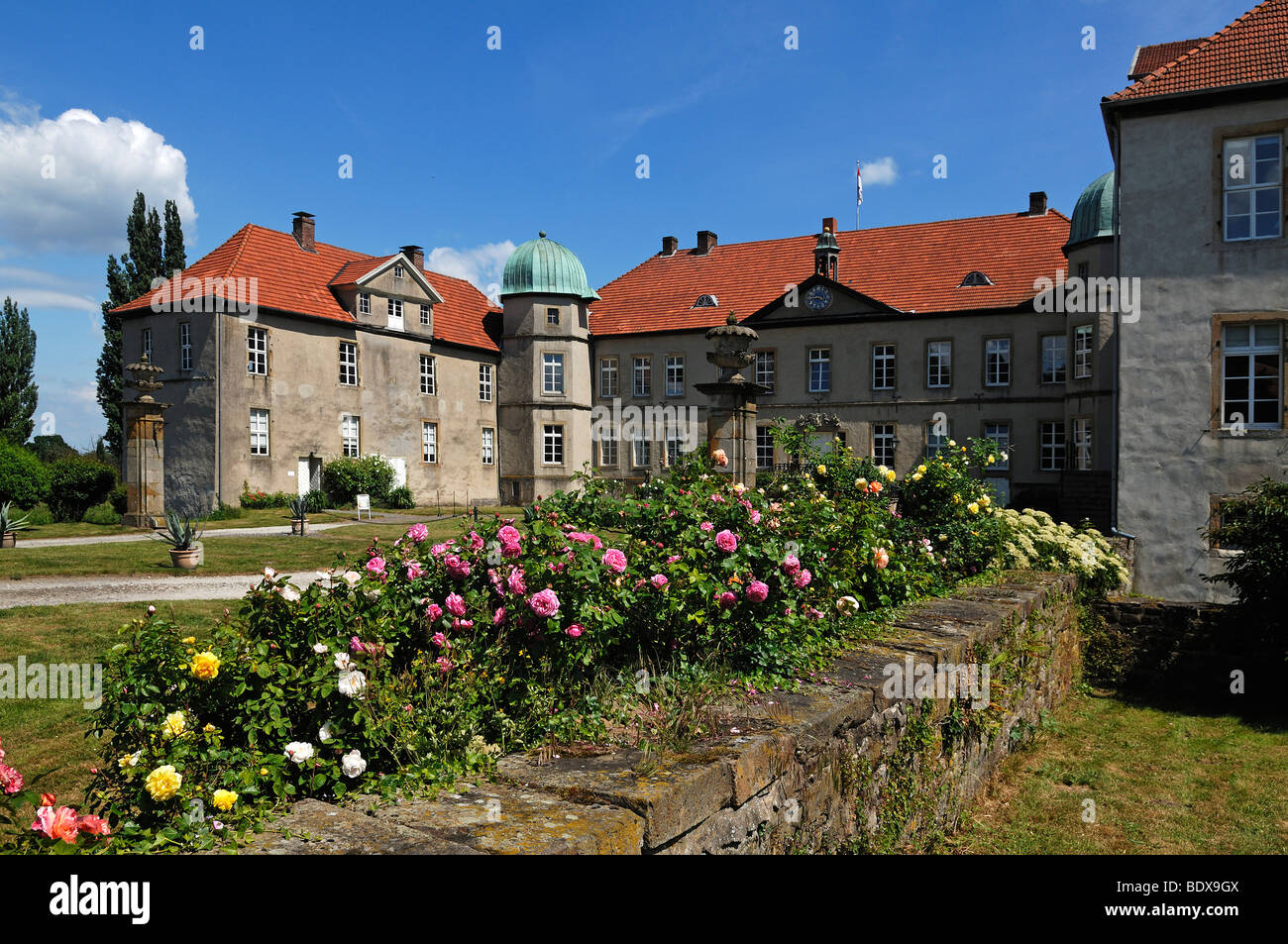 Schloss Huennefeld palace, moated castle, 13th cent., Bad Essen, Lower ...