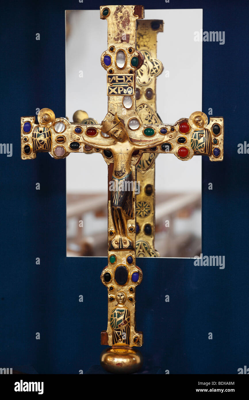 Symbols religios symbols symbol hi-res stock photography and images - Alamy