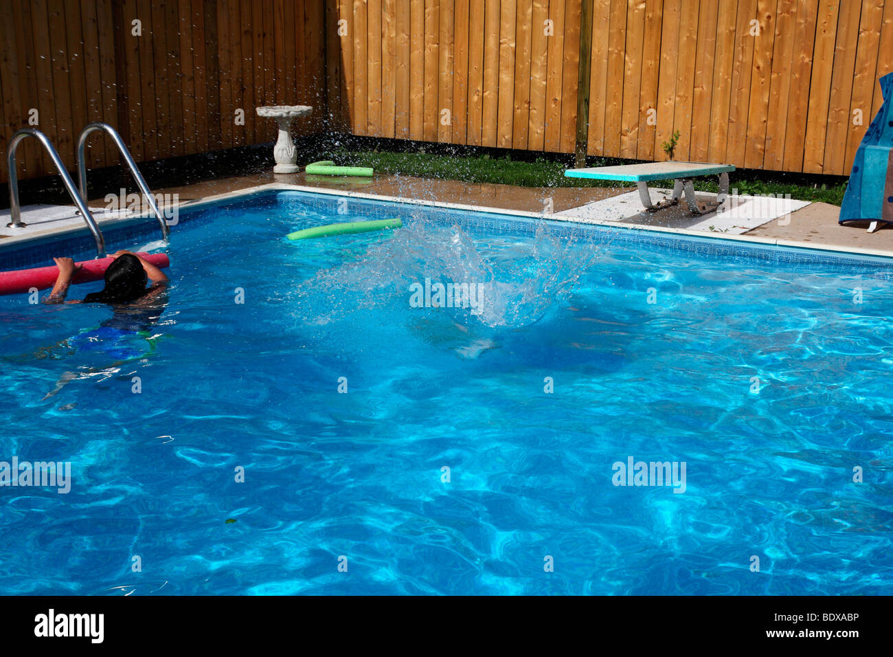 Kids at the pool hi-res stock photography and images - Alamy
