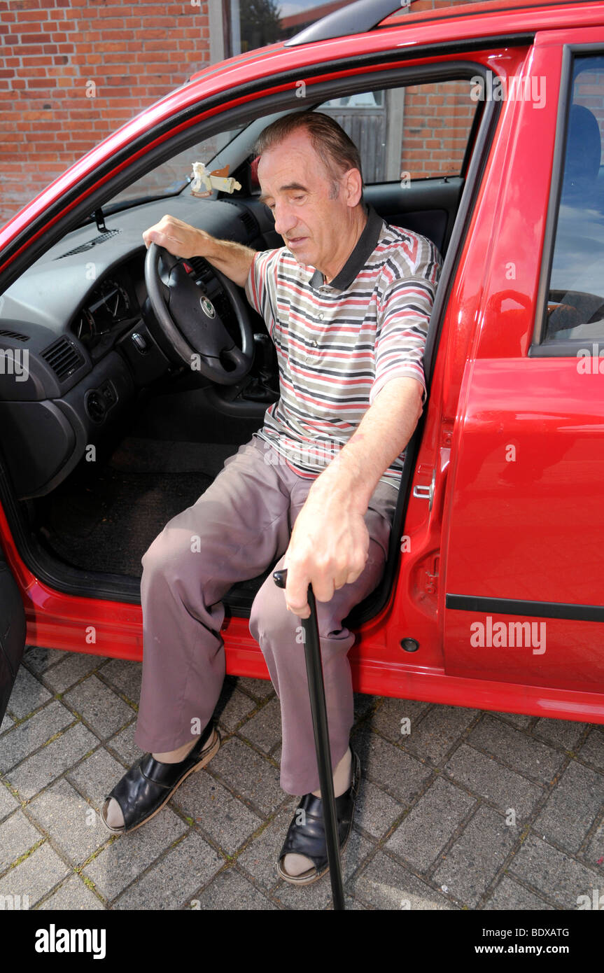 Seniors drivers hi-res stock photography and images - Alamy