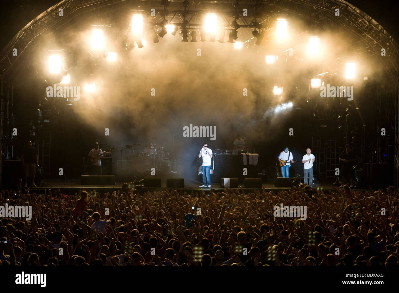 German rapper sido live heitere hi-res stock photography and images - Alamy