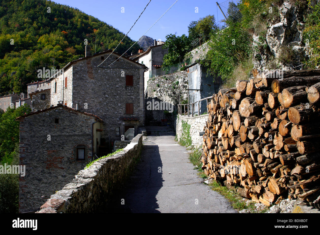 Small tuscan villages hi-res stock photography and images - Alamy
